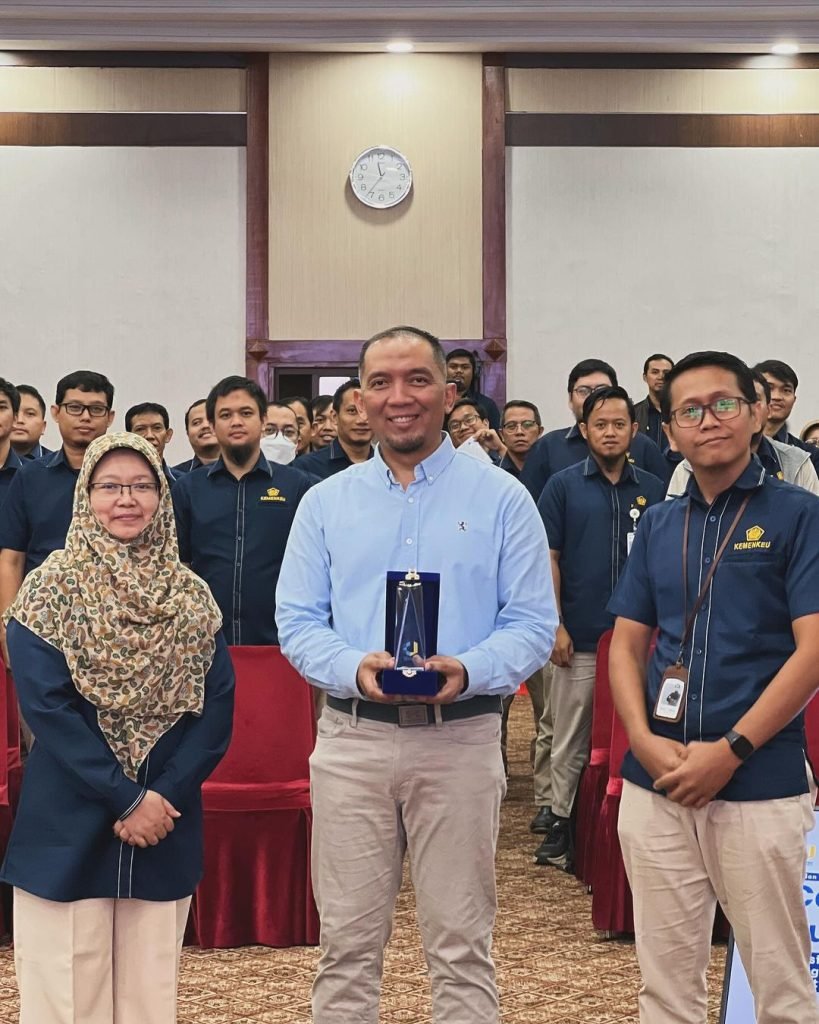 Learn With Me – Dwi Purnomo